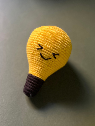 Ravelry: Glowy Bulb pattern by Nada Fatouh