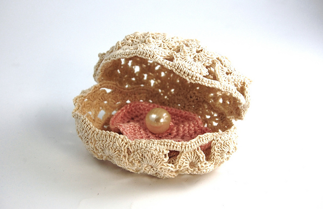 Ravelry: Sea Shell in Irish Crochet Lace pattern by Amanda Corbett