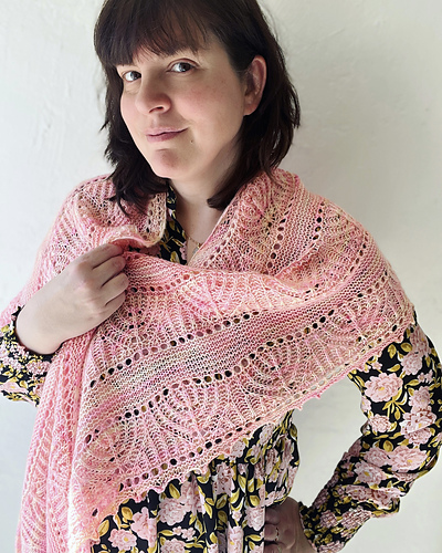 Ravelry: Picobello pattern by Nadia Crétin-Léchenne