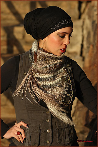 Ravelry: Steampunk and Stars Cowl pattern by Nadia Fuad