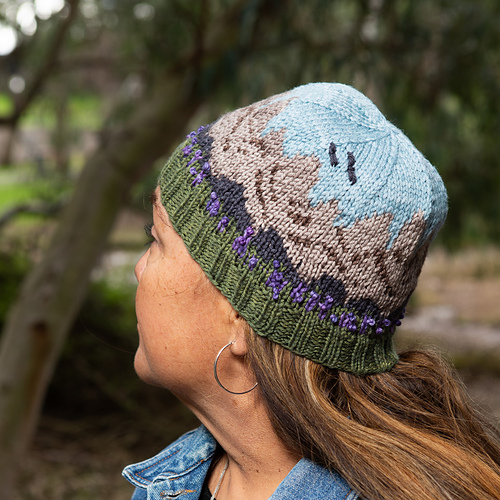 Ravelry: Pinnacles Beanie pattern by Nancy Bates