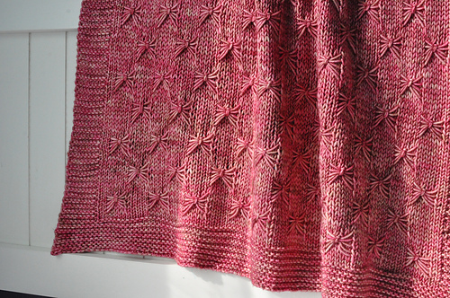 Ravelry: Roshana Baby Blanket pattern by Nadia Boucher