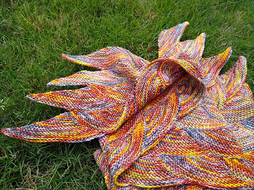 Designer: Natalia_Yarncraft | Fasten Off Yarn-a-Long