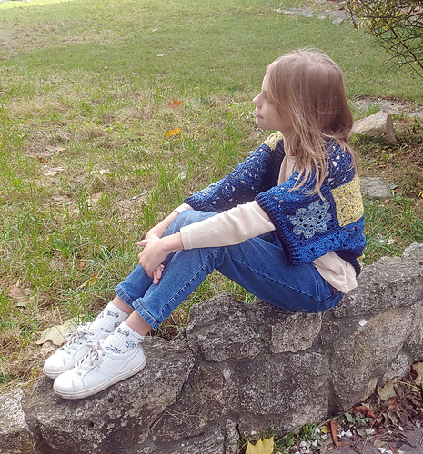 Ravelry: Starry Night Cardigan Cocoon pattern by Natalie Lviv