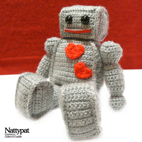 Ravelry: The Lovebot pattern by Natalie Gagnon