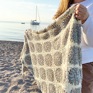 Ravelry: Island Time Shawl pattern by Mallory Krall