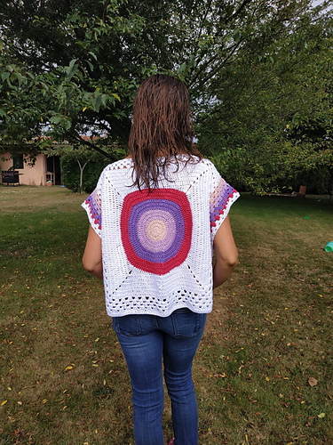 Ravelry: The Spring Blouse pattern by Cecilia Losada