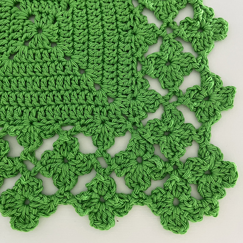 Ravelry: Shamrock Doily pattern by Lisa Hounshell