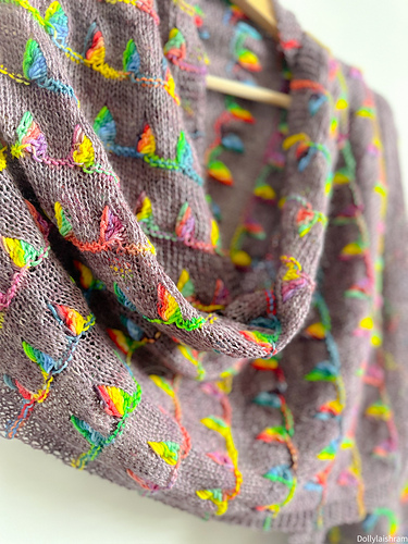 Ravelry: Mandarinka Scarf pattern by Dolly Laishram Bhardwaj