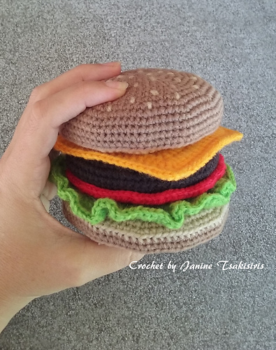 Ravelry: Crochet Burger pattern by Janine Tsakisiris