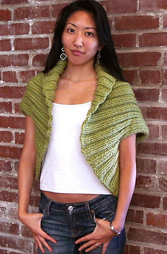 Ravelry: Big Wool Shrug pattern by NellZiroli for Knitch
