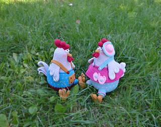 Ravelry: Rooster and Hen Easter crochet decor pattern by Nelly Shkuro