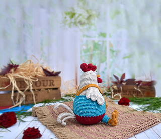 Ravelry: Rooster and Hen Easter crochet decor pattern by Nelly Shkuro