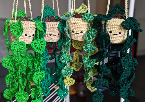 Ravelry: P'tite Plante pattern by Nemellia Créations