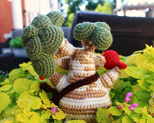 Ravelry: Hestu Amigurumi pattern by Nemuu Craft
