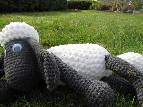 Ravelry: Shaun the Sheep pattern by The Nerdy Knitter