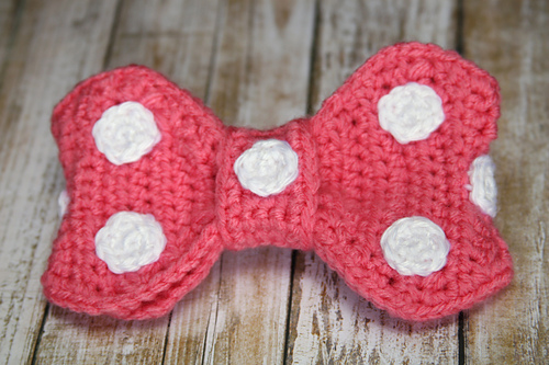 Ravelry: Minnie Mouse Bow pattern by Nerdy Needle Notions
