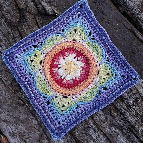 Ravelry: Antheia pattern by Hooked on Sunshine