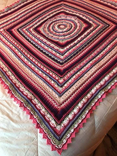 Ravelry: Lilliana pattern by Hooked on Sunshine