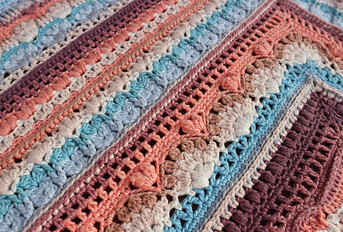 Ravelry: Phoenix pattern by Hooked on Sunshine