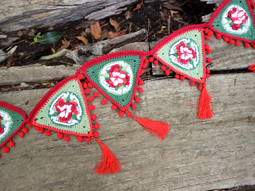 Ravelry: Boulders Beach bunting pattern by Hooked on Sunshine