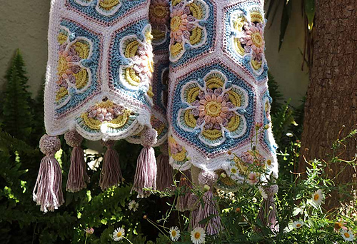 Ravelry: Ivy Paw Paw pattern by Hooked on Sunshine