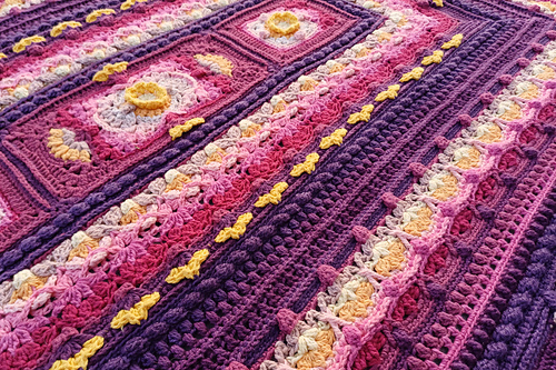Ravelry: Soliloquy at Sunset pattern by Hooked on Sunshine