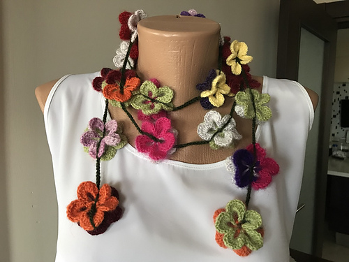 Ravelry: Wrap Scarf, Neck Garland pattern by Nez jewelry