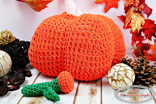 Ravelry: Pumpkin Tissue Box Cover pattern by Nicole Riley