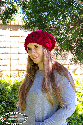 Ravelry: Easy Slouchy Loop Hat pattern by Nicole Riley
