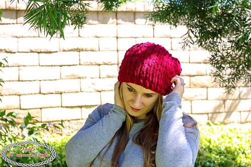 Ravelry: Easy Slouchy Loop Hat pattern by Nicole Riley