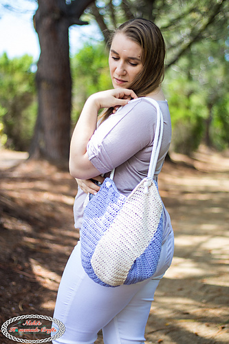 Ravelry: Windmill Bag pattern by Nicole Riley