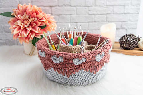 Ravelry: Heart Basket with Flower Divider pattern by Nicole Riley