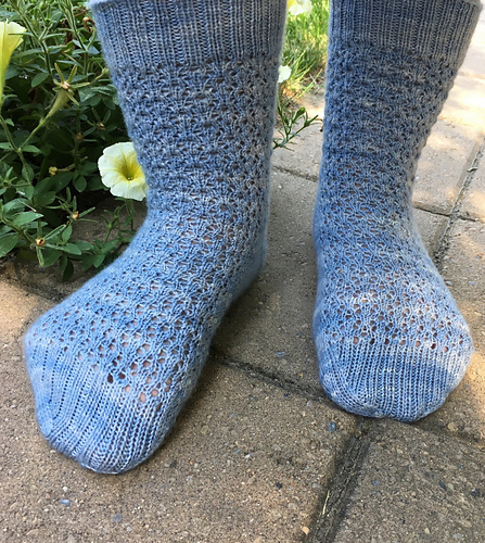 Ravelry: Foam Bubble Socks pattern by Nicole Simmons