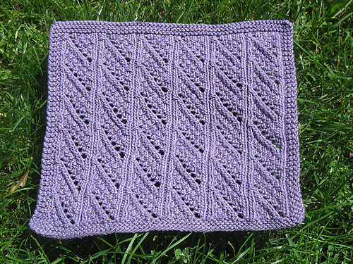 Ravelry: Lean to the Left Cloth pattern by NightlyKnitter