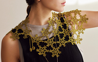 Ravelry: #15 Snow Crystal Mini Shawl pattern by Yumi Inaba (稲葉 ゆみ)