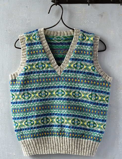 Ravelry: #05 Fair Isle Vest pattern by Yoko Hatta (風工房)
