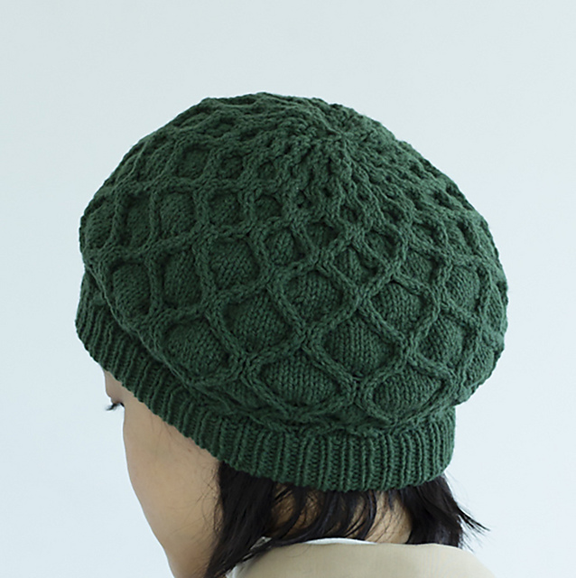 Ravelry: #14 Diamond Pattern Beret pattern by Yoko Hatta (風工房)