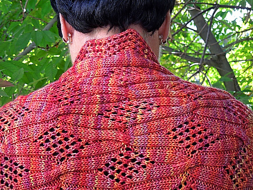 Ravelry: Tumbling Lace With a Twist pattern by Daniela Nii