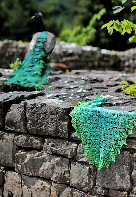 Ravelry: Birdsong pattern by Nim Teasdale