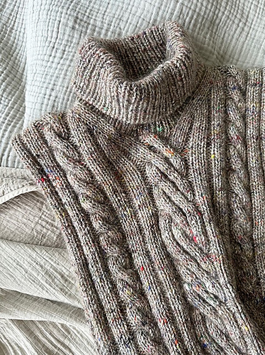 Ravelry: Twist Loop Collar pattern by Other Loops