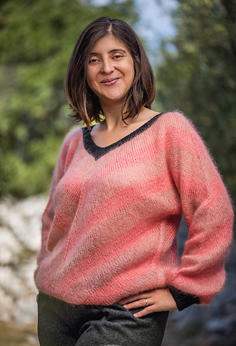 Ravelry: Aurora pattern by Filipa Carneiro