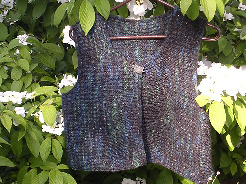 Ravelry: Easy Side-to-Side Vest pattern by Hélène Rush