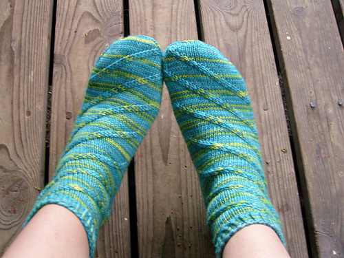Ravelry: Down the Rabbit-Hole pattern by Purrlescent
