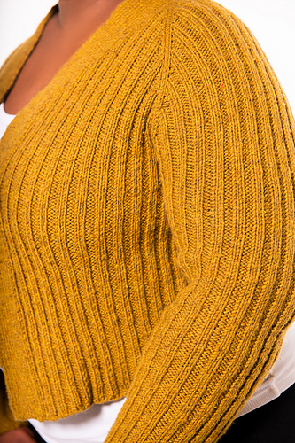 Ravelry: Leruo Cardigan pattern by Noma Ndlovu