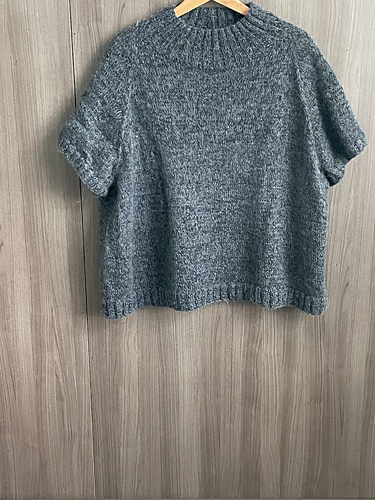 Ravelry: Pebble Sweater pattern by SuviKnits