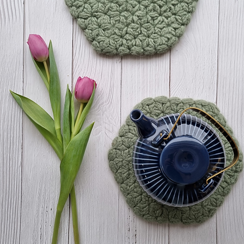 Ravelry: Felted Jasmine Trivet pattern by Makalani Sæther