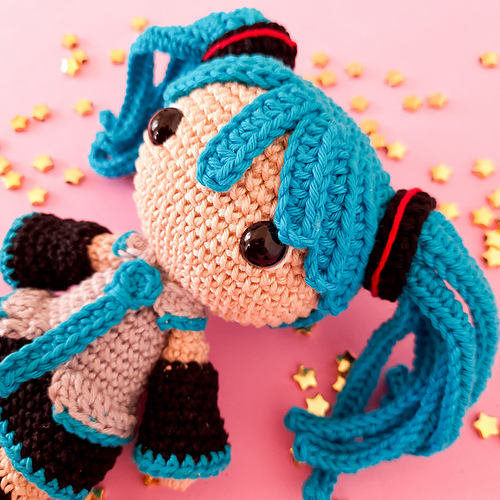 Ravelry: Hatsune Miku Amigurumi Doll pattern by Thamires Kaled