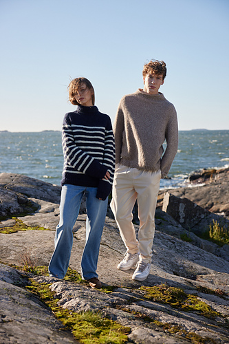 Ravelry: Caspian Solid pattern by Novita Design Studio