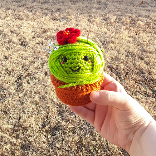 Ravelry: Yarn Ball Cactus pattern by Mersadie Sheppard